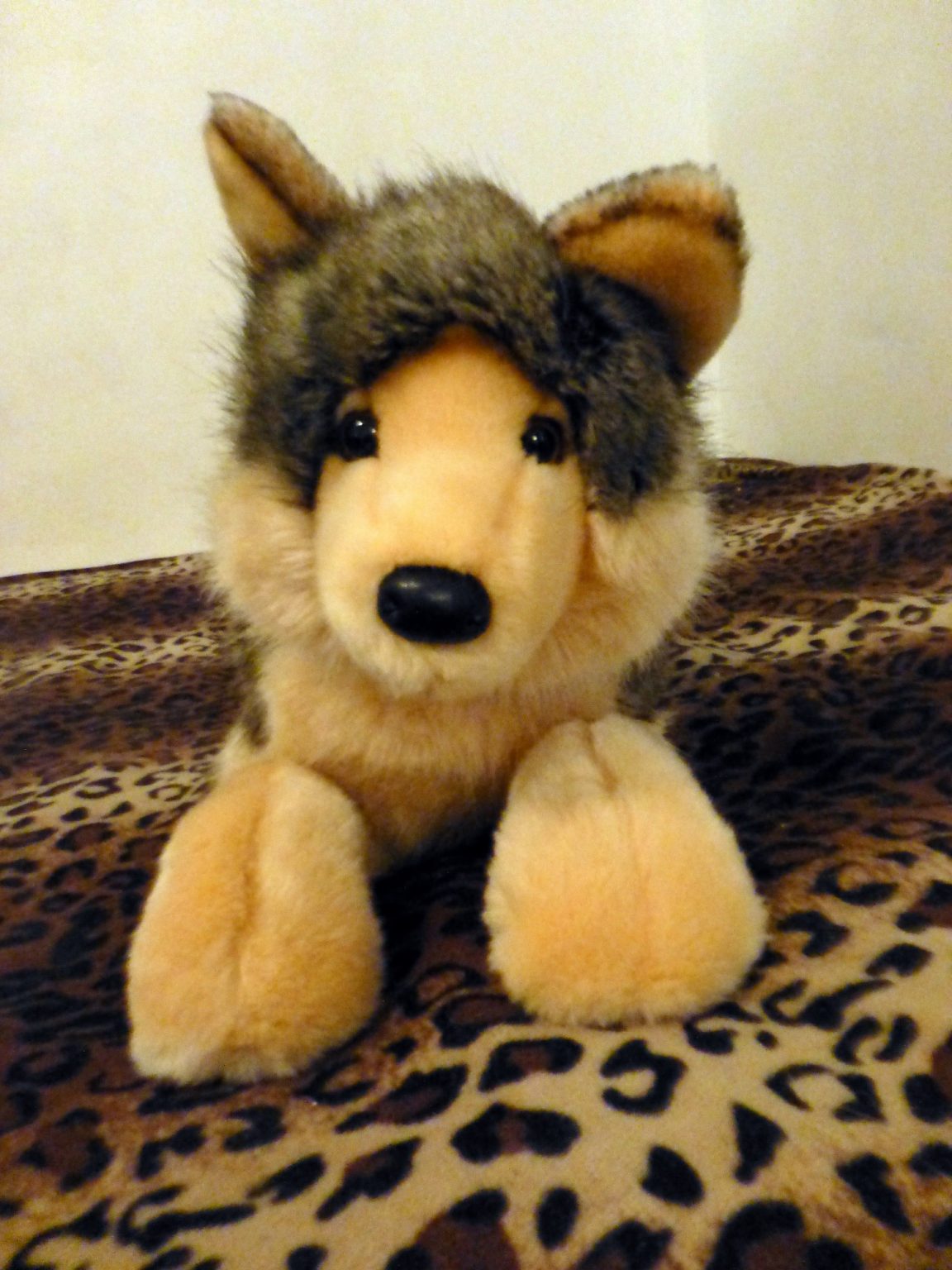 Niko Wolf For StrongestPower (Commission Sold) – HawtFur.com