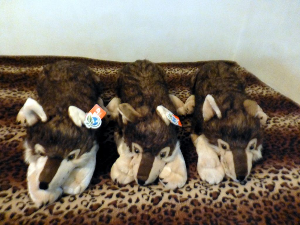 Cuddlekins Wolf For Mighty Red Wolf (Commission Sold) – HawtFur.com