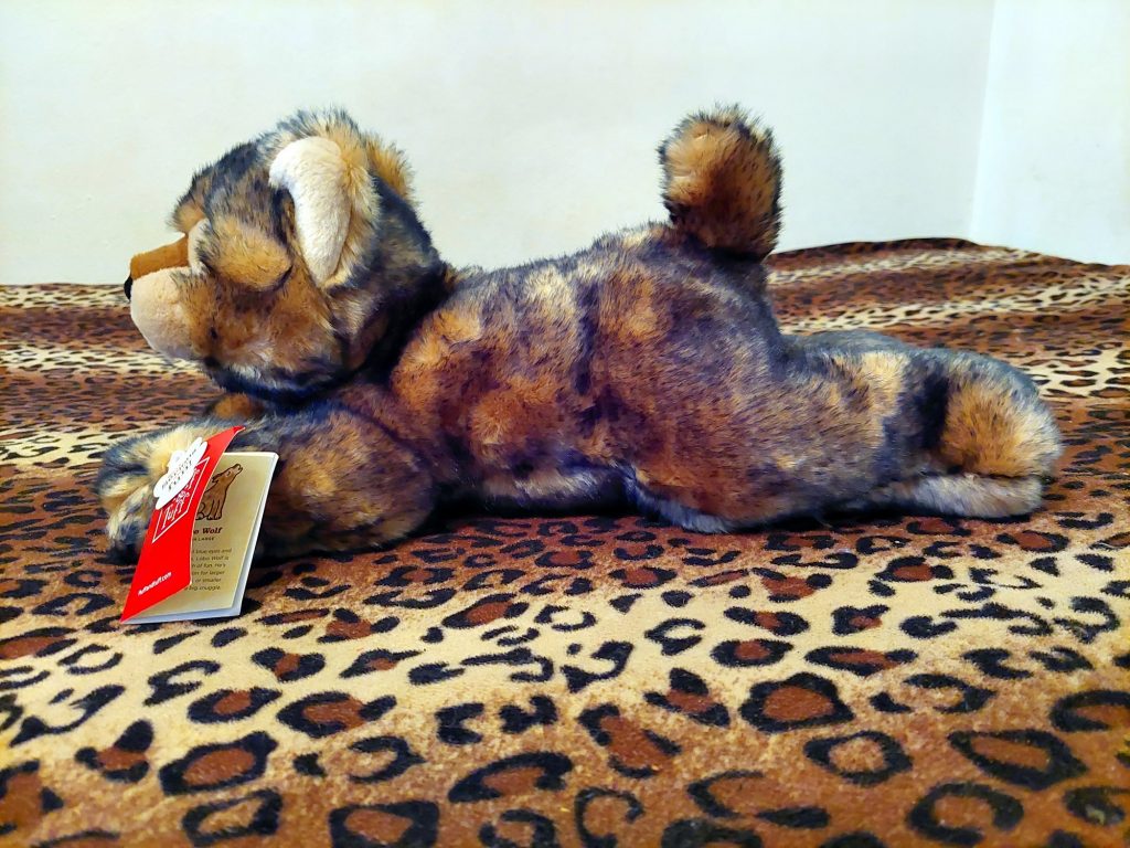 Fluff and Tuff Lobo Wolf (Commission Sold) – HawtFur.com